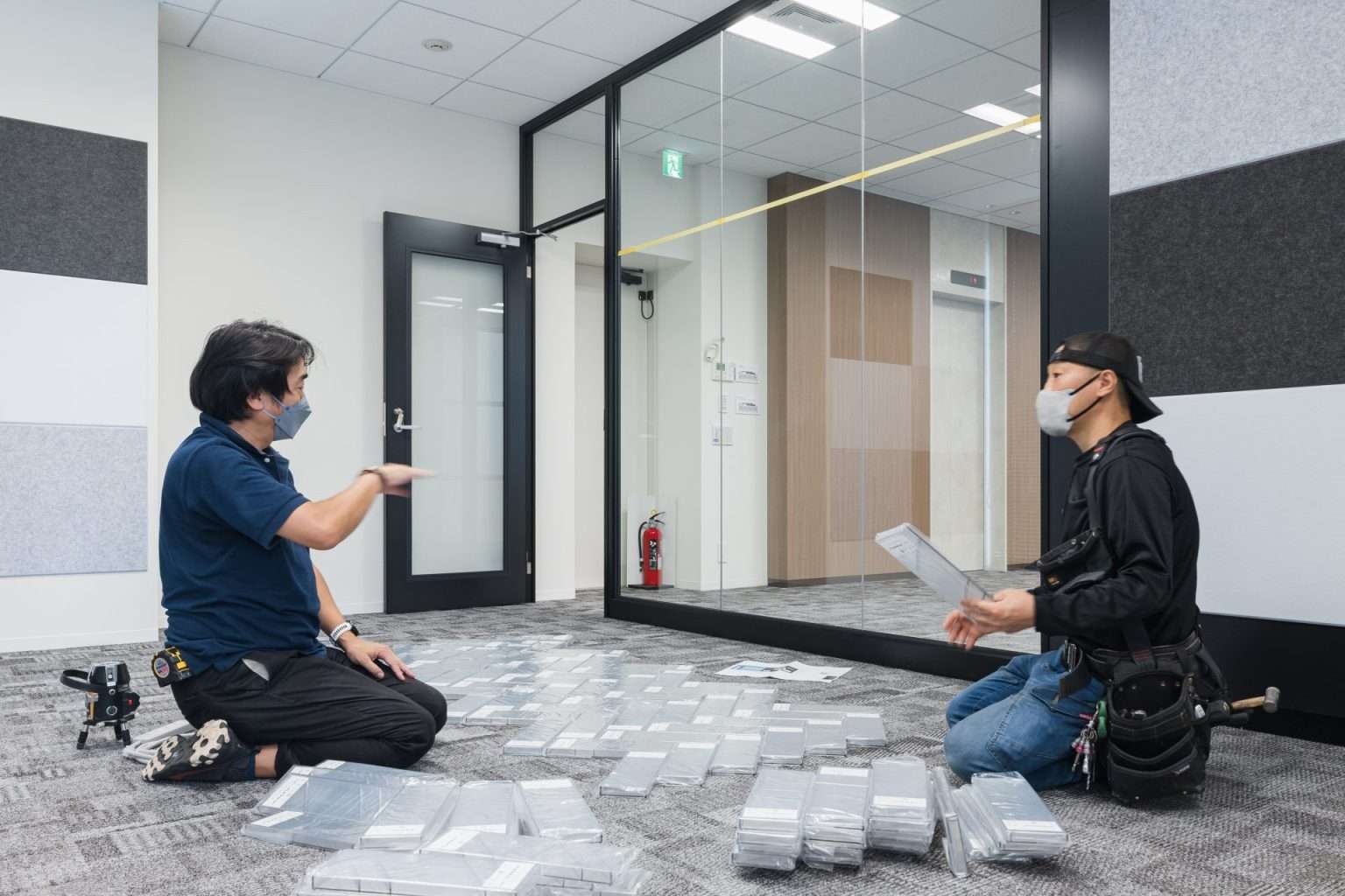 工事事例|ガラスに貼れる吸音材 iwasemi™ RC-α イワセミ